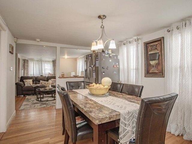 house with 4 bedroom, Brockton MA ES103188087