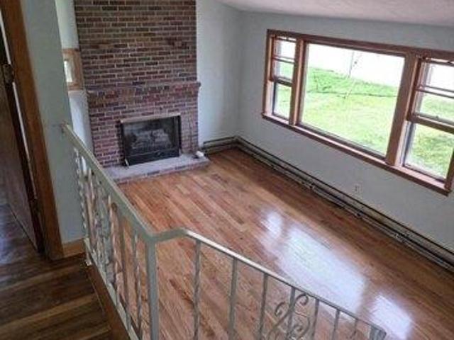 house with 4 bedroom, Brockton MA ES103128544