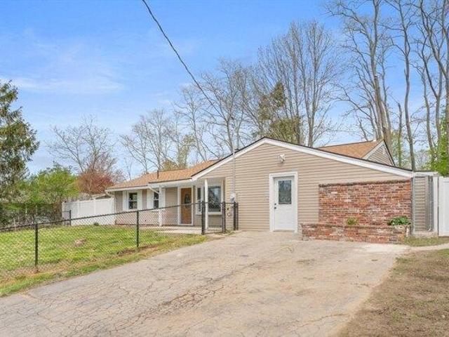 house with 4 bedroom, Brockton MA ES103807386