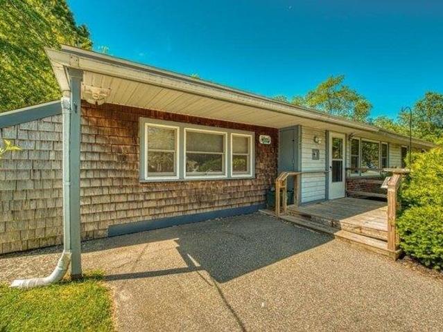 house with 4 bedroom, Brockton MA ES103809318