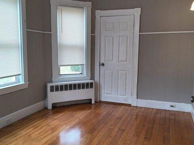 house with 4 bedroom, Brockton MA ES104043183