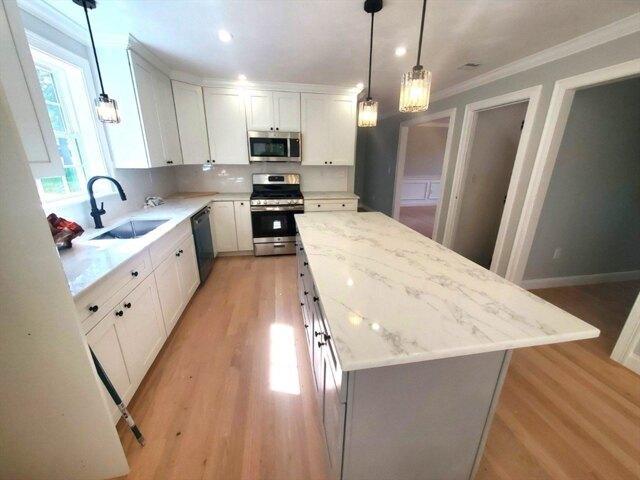 house with 4 bedroom, Brockton MA ES104076764
