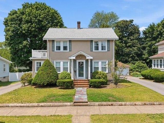 house with 4 bedroom, Brockton MA ES104299310