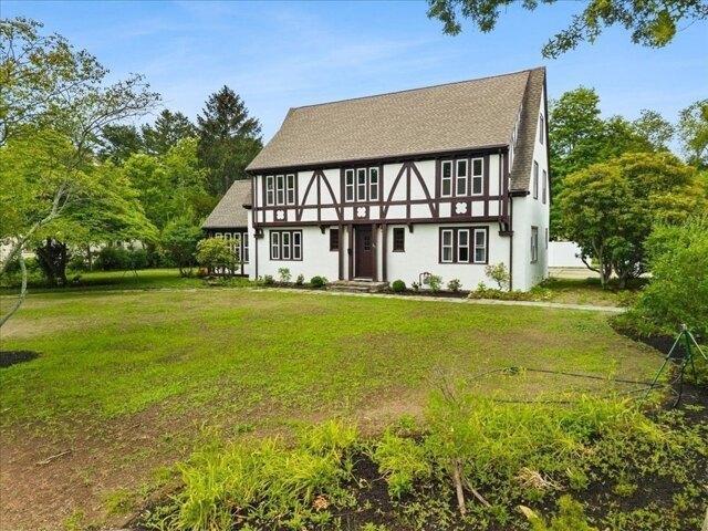 house with 4 bedroom, Brockton MA ES104762295