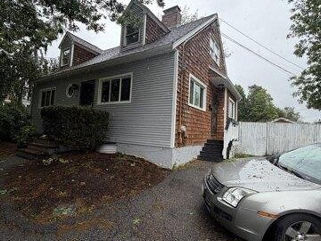 house with 4 bedroom, Brockton MA ES104848604