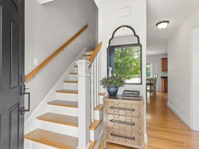 house with 4 bedroom, Brockton MA ES105060540