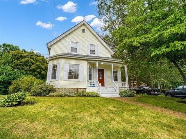 house with 4 bedroom, Brockton MA ES105113007