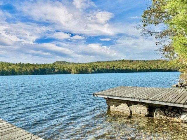 house with 4 bedroom, Brookfield NH ES105094598