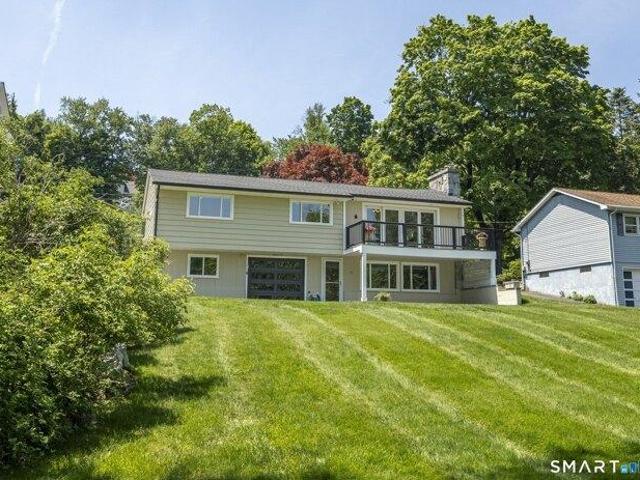 house with 4 bedroom, Brookfield CT DLS102827143