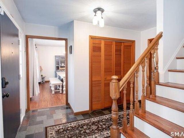 house with 4 bedroom, Brookfield CT DS102531697
