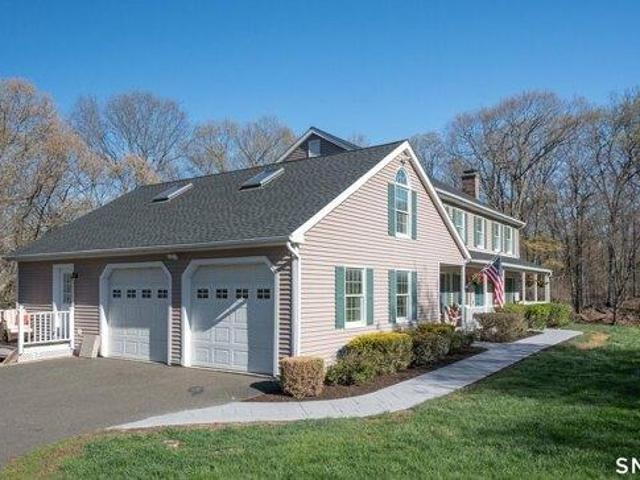 house with 4 bedroom, Brookfield CT ES104850587