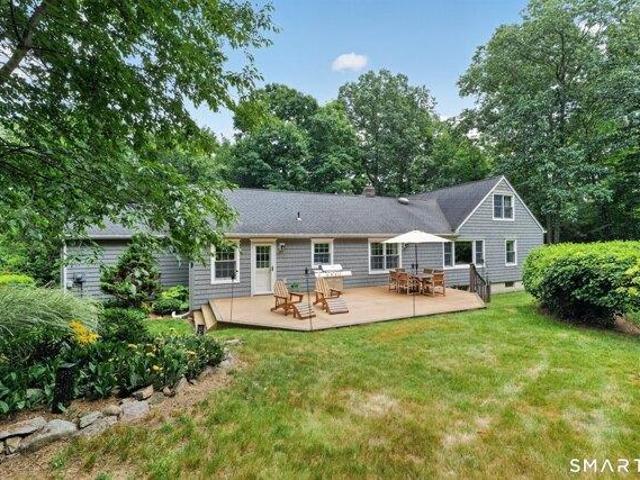 house with 4 bedroom, Brookfield CT ES104853256