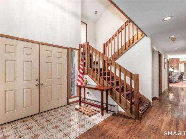 house with 4 bedroom, Brookfield CT ES105231153