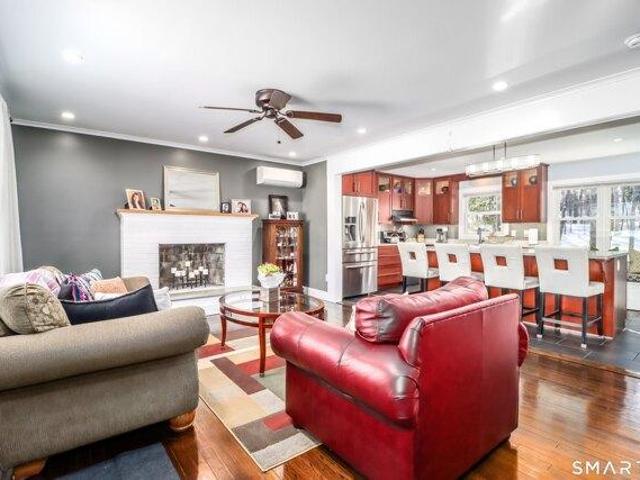 house with 4 bedroom, Brookfield CT ES103186561