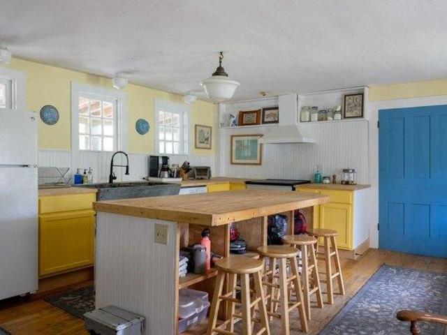 house with 4 bedroom, Brookfield VT ES105109137