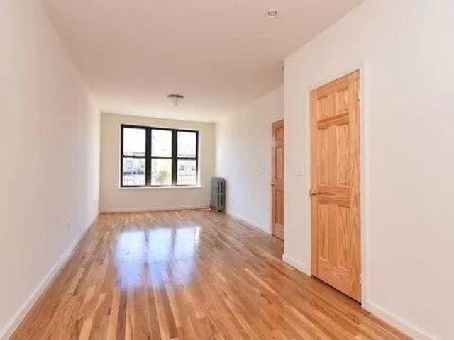 house with 4 bedroom, Brooklyn NY DS102283418