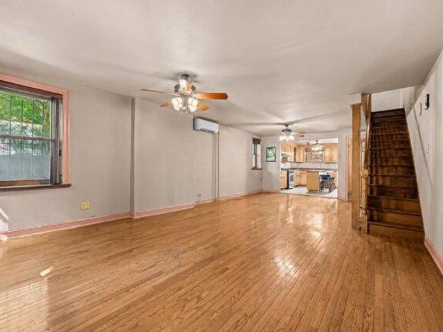 house with 4 bedroom, Brooklyn NY DS103602015