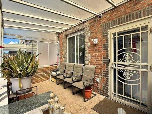 house with 4 bedroom, Brooklyn NY DS103621086