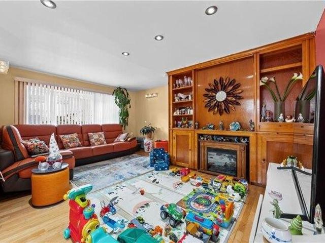 house with 4 bedroom, Brooklyn NY DS103622735