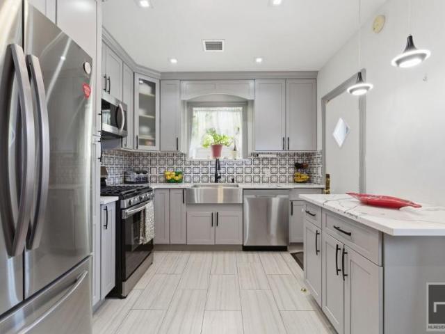 house with 4 bedroom, BROOKLYN NY ES102668162