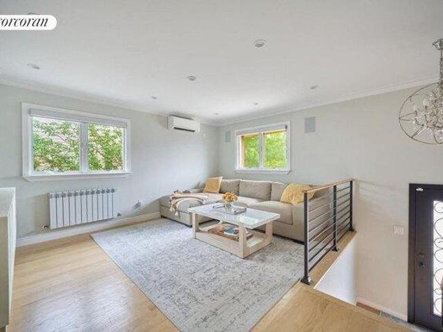 house with 4 bedroom, Brooklyn NY ES103621873