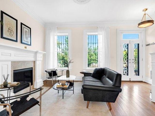 house with 4 bedroom, Brooklyn NY ES103624049