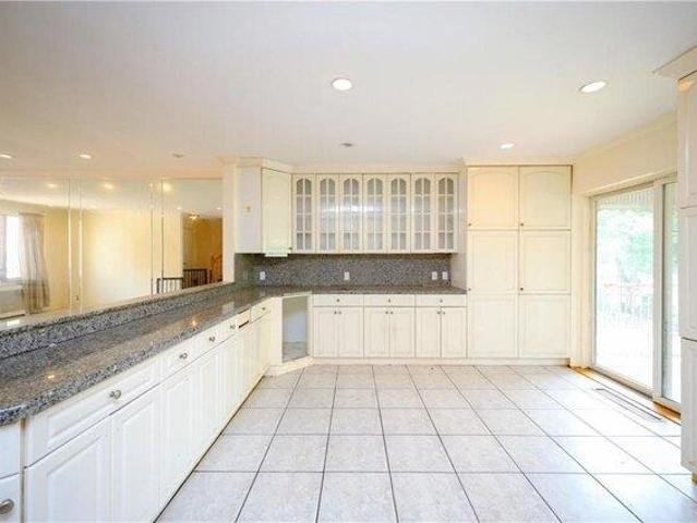 house with 4 bedroom, Brooklyn NY ES103626597