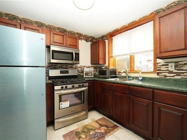 house with 4 bedroom, Brooklyn NY ES104906364