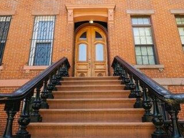 house with 4 bedroom, Brooklyn NY ES104922188