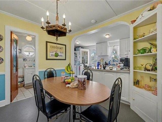 house with 4 bedroom, Brooklyn NY ES105206003