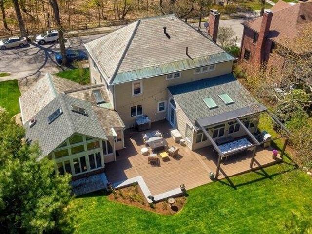 house with 4 bedroom, Brookline MA DLS102372319
