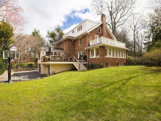 house with 4 bedroom, Brookline MA DS102412081