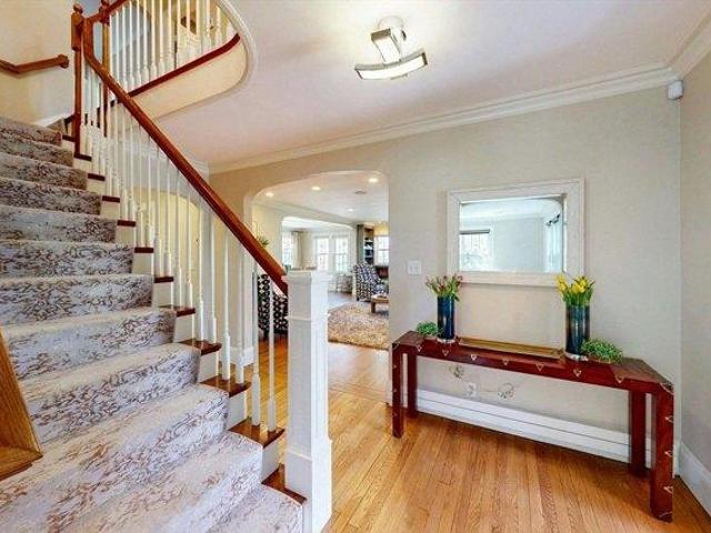 house with 4 bedroom, Brookline MA DS102412094