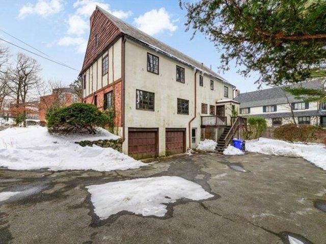 house with 4 bedroom, Brookline MA DS102371259