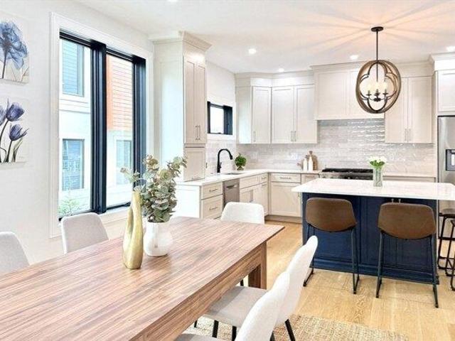 house with 4 bedroom, Brookline MA ES103037517