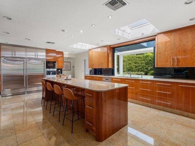 house with 4 bedroom, Brookline MA ES104853064