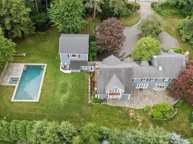 house with 4 bedroom, Brookline MA ES105079790