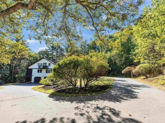 house with 4 bedroom, Brookline NH ES103432437