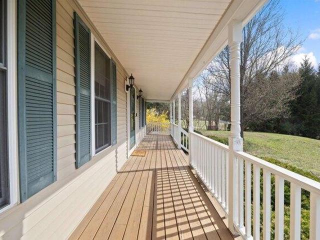 house with 4 bedroom, Brookline NH ES103162287