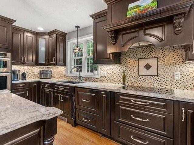 house with 4 bedroom, Brookline NH ES105176024
