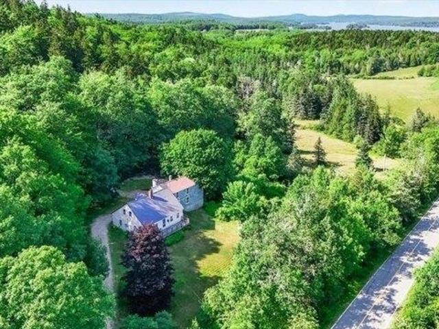 house with 4 bedroom, Brooksville ME ES104792182