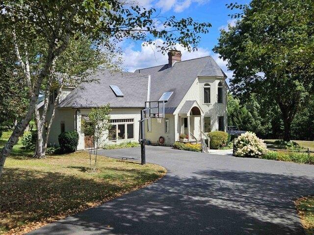 house with 4 bedroom, Brattleboro VT DS102448002