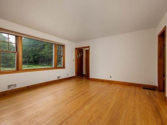 house with 4 bedroom, Brattleboro VT DS104078882