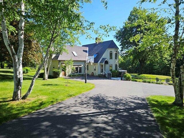 house with 4 bedroom, Brattleboro VT DS104150830