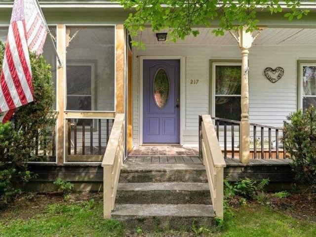 house with 4 bedroom, Bradford VT ES104909167