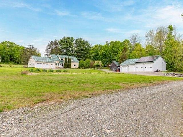 house with 4 bedroom, Bradford ME DS103439409