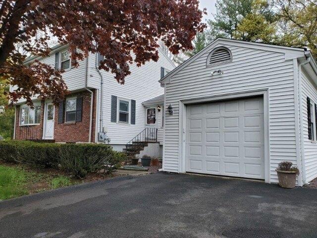 house with 4 bedroom, Braintree MA DLS102960615