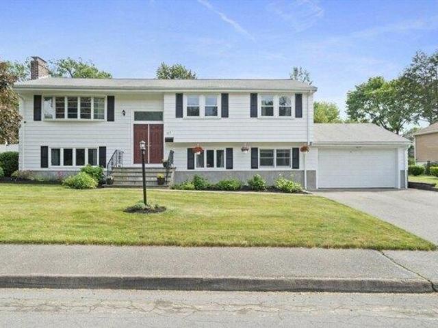 house with 4 bedroom, Braintree MA ES104263208