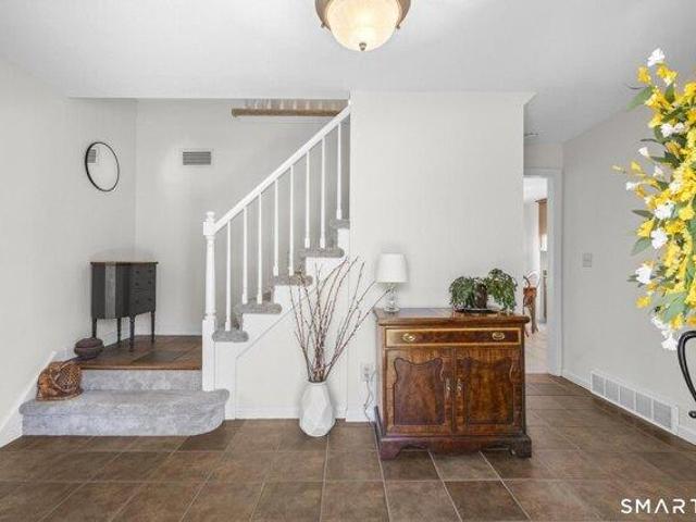 house with 4 bedroom, Branford CT ES103500487
