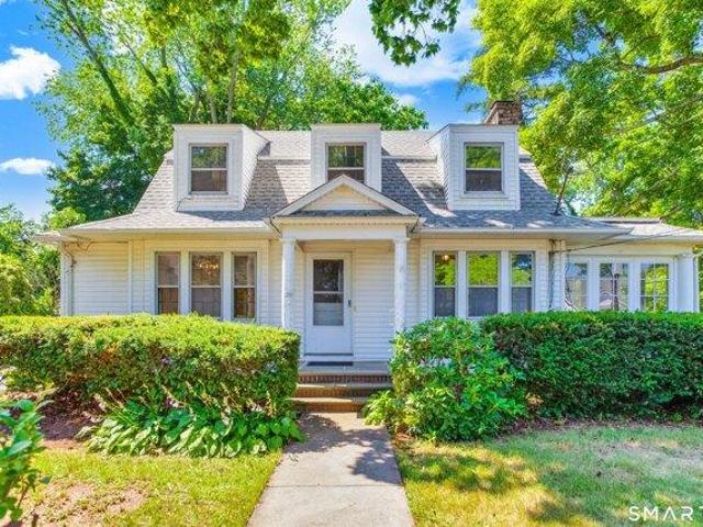 house with 4 bedroom, Branford CT ES104263392
